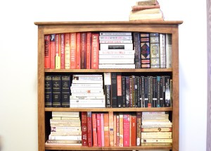 Styling a Bookshelf with Actual Books – Land of Laurel