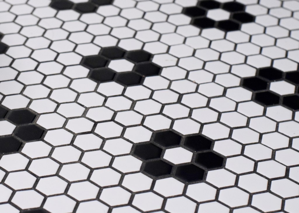 Laying 1″ Hex Tile in the Bathroom – Land of Laurel